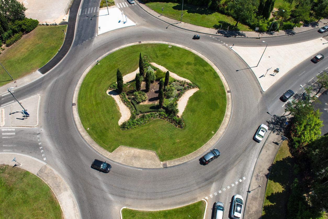 Rond-point : êtes-vous sûr de bien utiliser votre clignotant